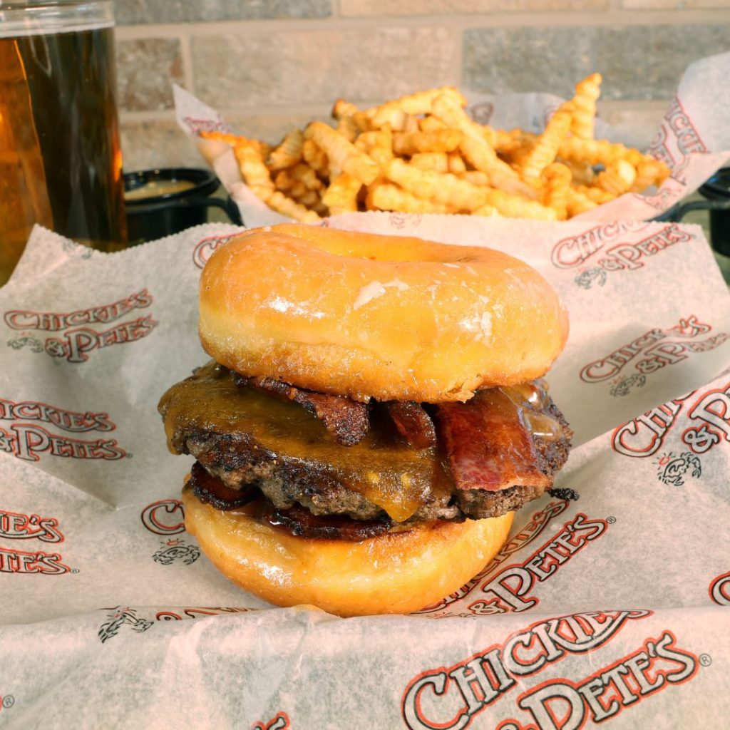 Chickie’s & Pete’s Crabhouse + Sports Bar - SAHARA Las Vegas